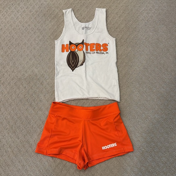 Hooters | Other | Nwot Hooters Uniform | Poshmark